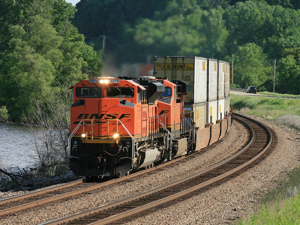 BNSF 9379